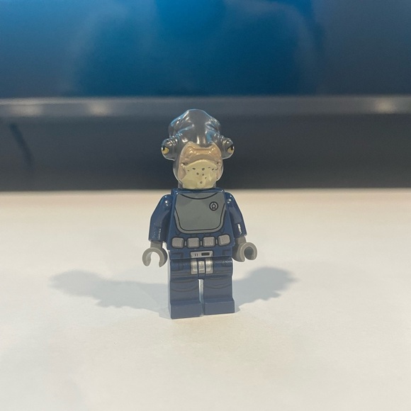 Lego | Toys | Lego Star Wars Rogue One Admiral Raddus Minifigure Sw86 ...